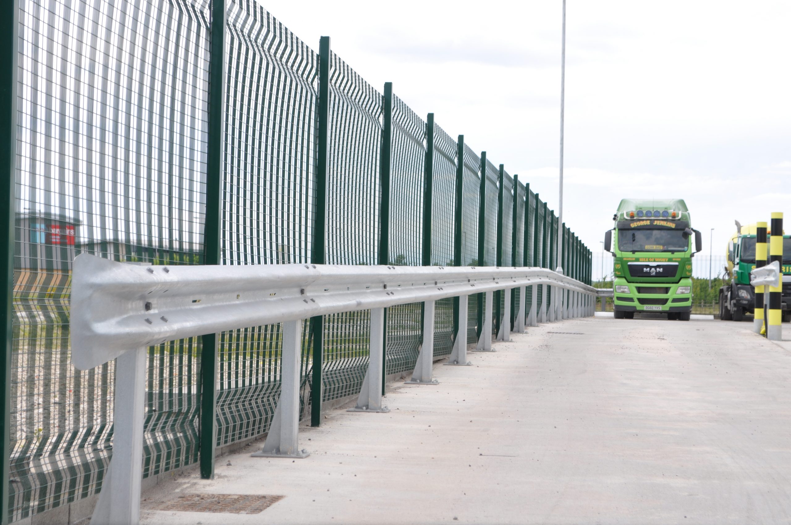 Armco & Key Clamp | West Yorkshire Safety Barriers